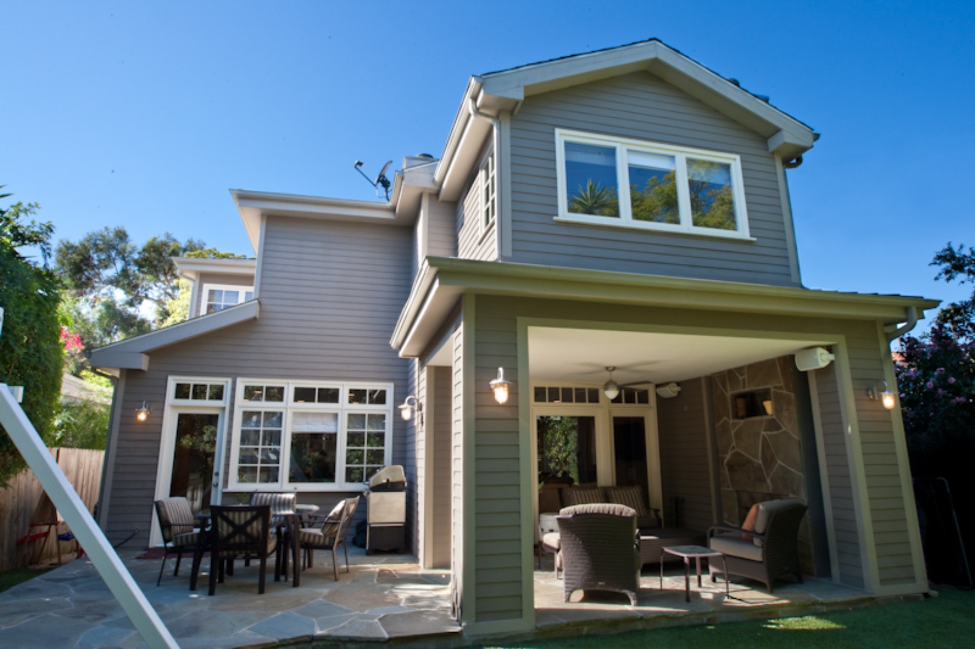 1046 Embury St Pacific Palisades, CA 90272 — James Respondek