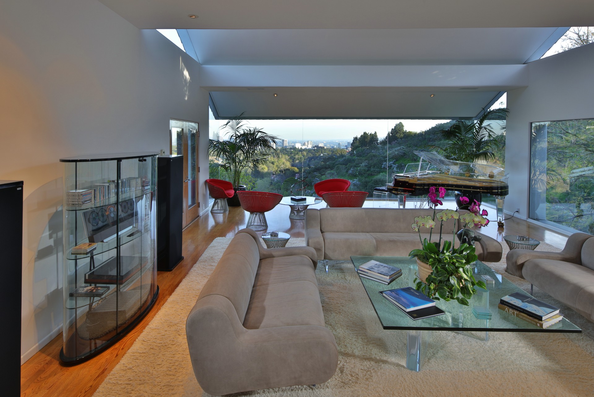 10690 Somma Way Los Angeles, CA 90077 — James Respondek