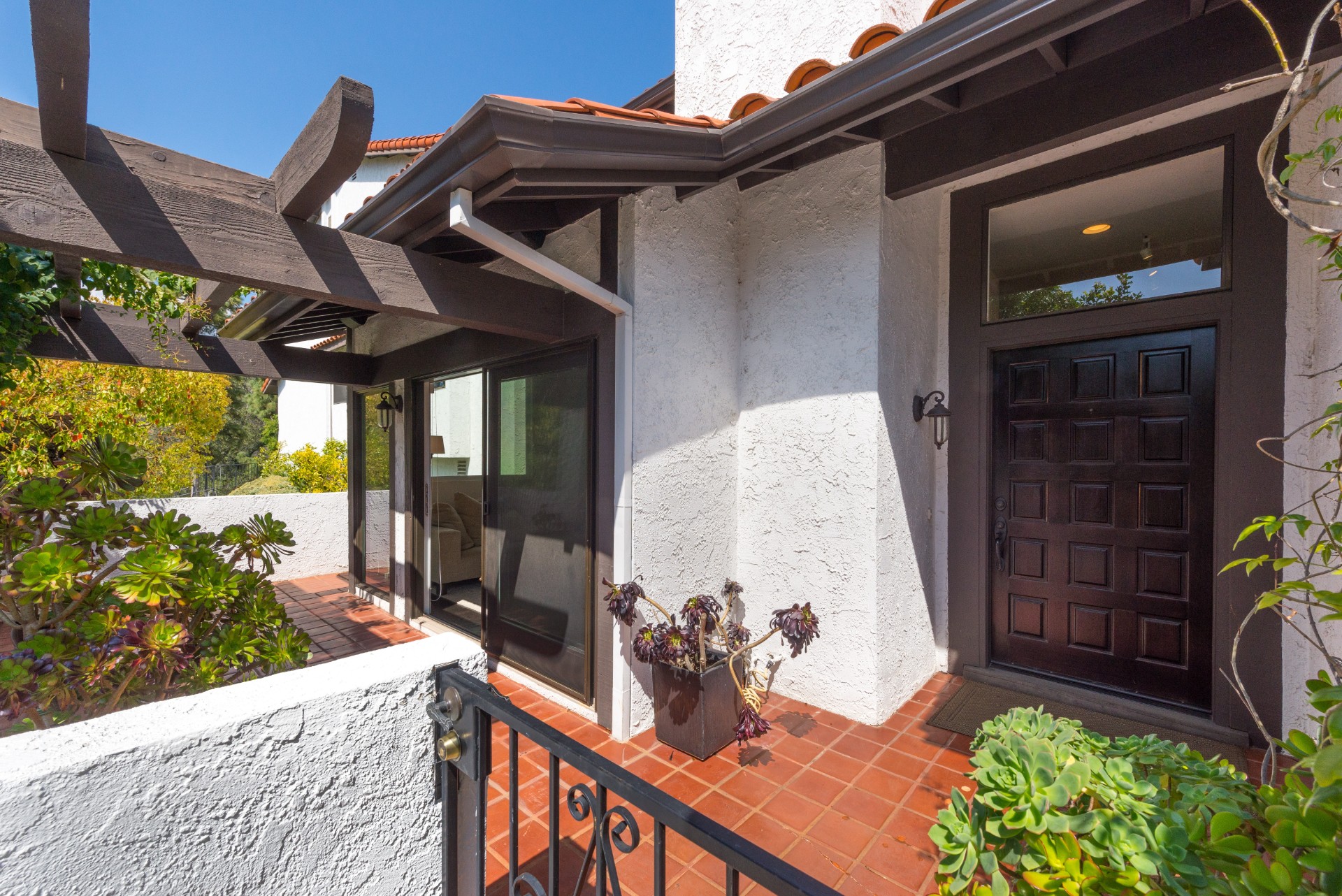 1573 Michael Ln Pacific Palisades, CA 90272 — James Respondek