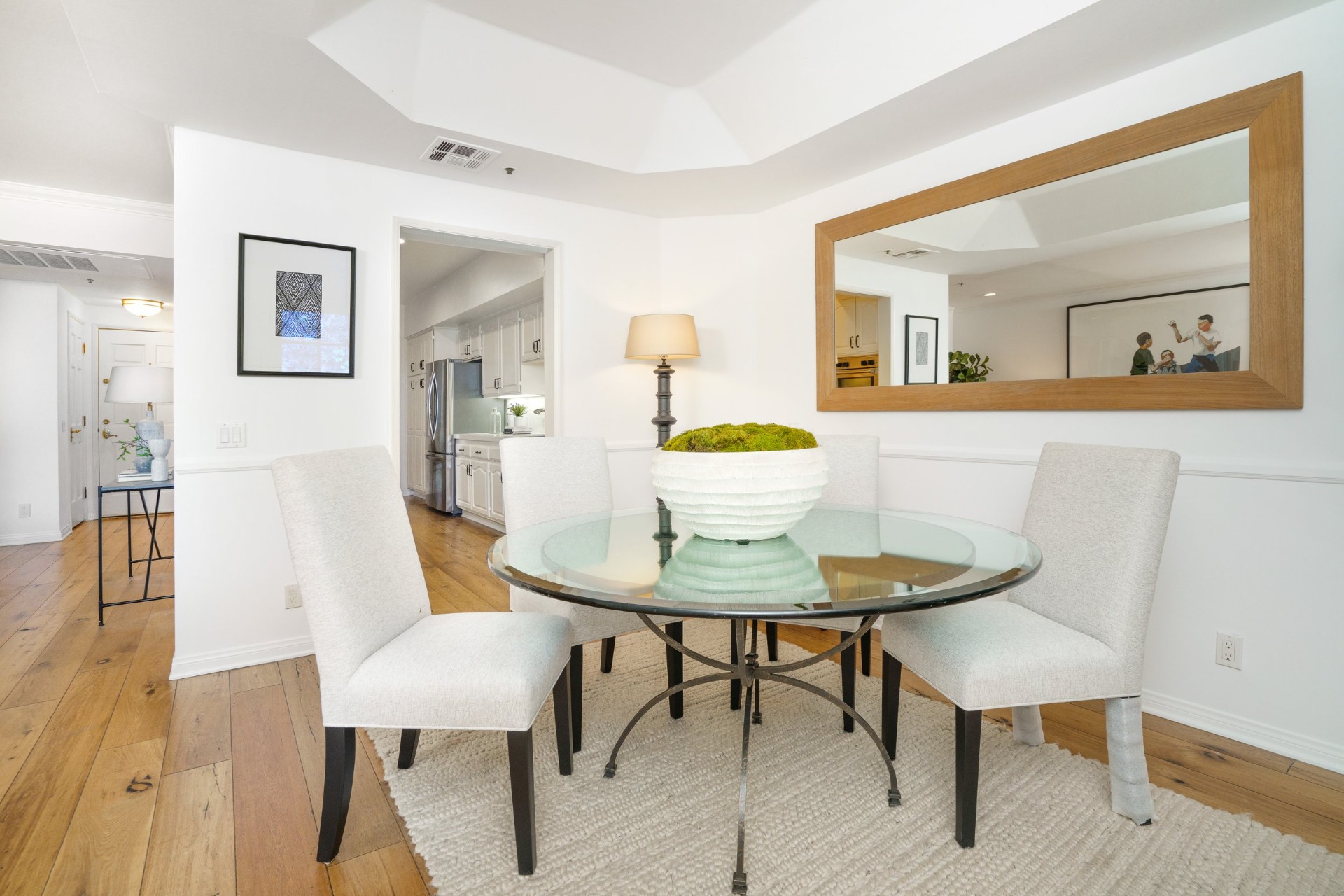 2025 S Beverly Glen #2C — James Respondek