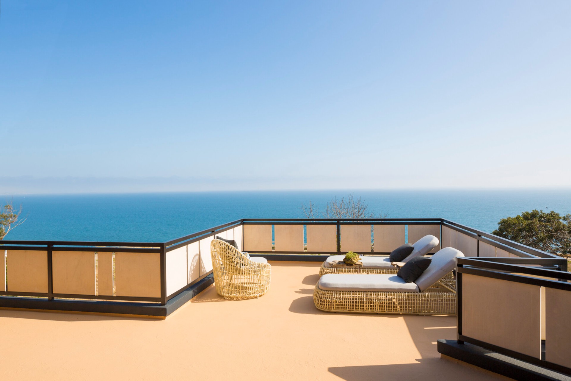 MT HOLYOKE - 301 MOUNT HOLYOKE AVENUE, PACIFIC PALISADES, CALIFORNIA ...