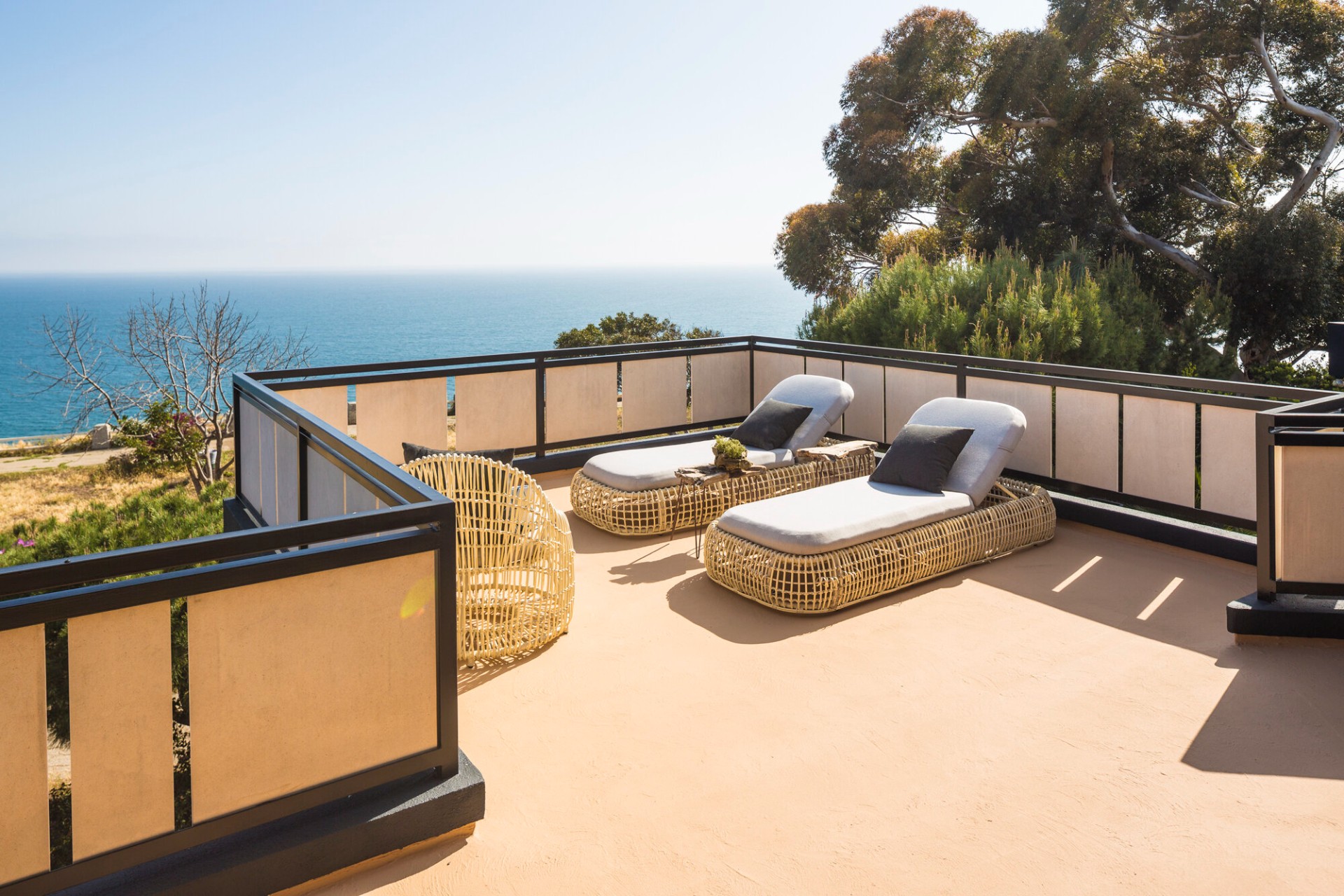 MT HOLYOKE - 301 MOUNT HOLYOKE AVENUE, PACIFIC PALISADES, CALIFORNIA ...