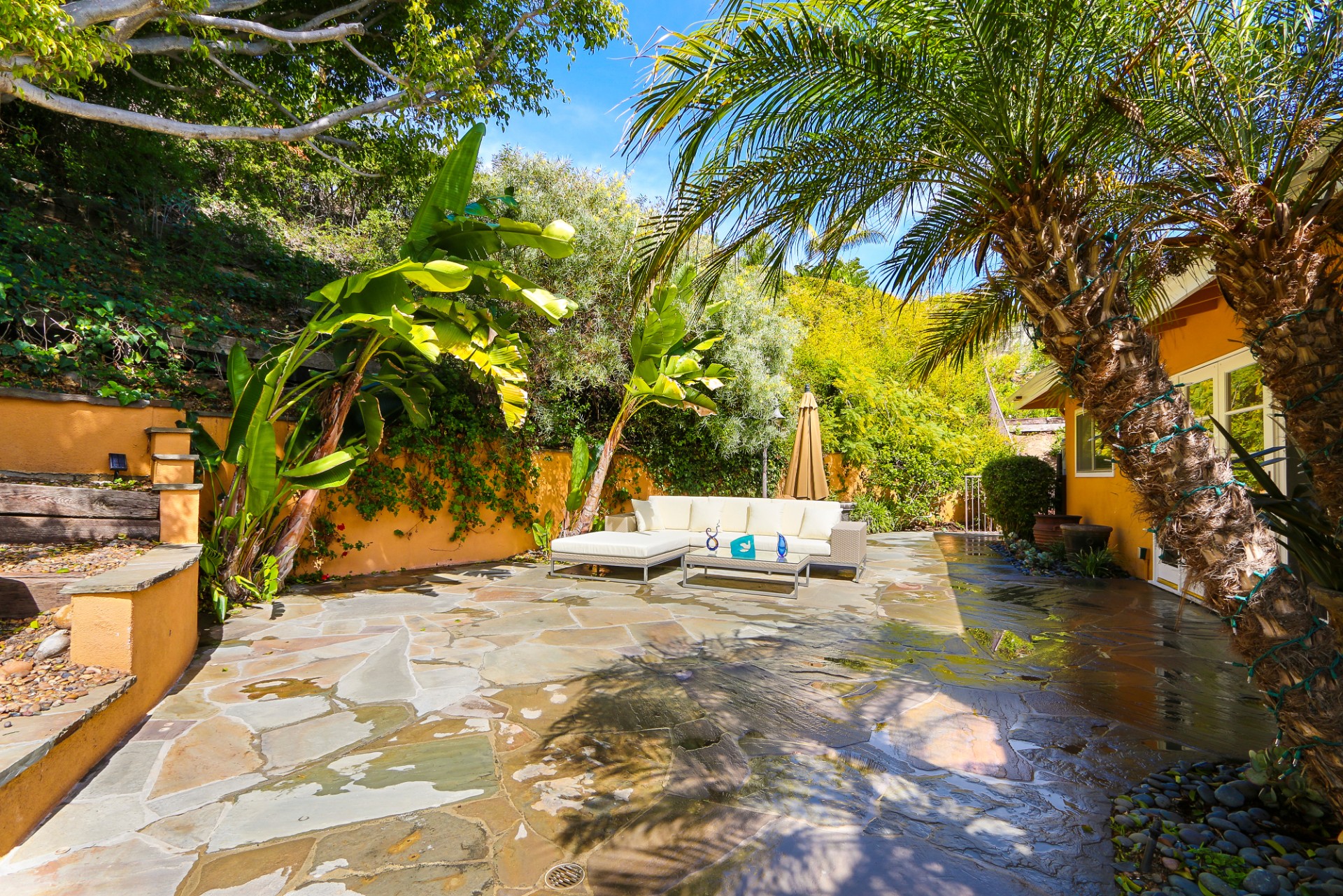 341 S Surfview Dr Pacific Palisades, CA 90272 — James Respondek