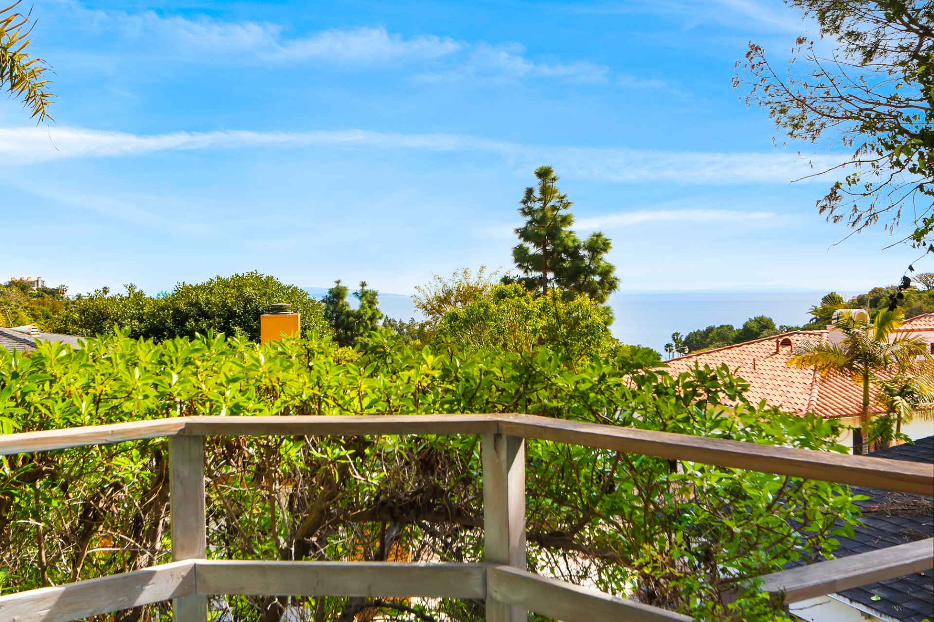 341 S Surfview Dr Pacific Palisades, CA 90272 — James Respondek