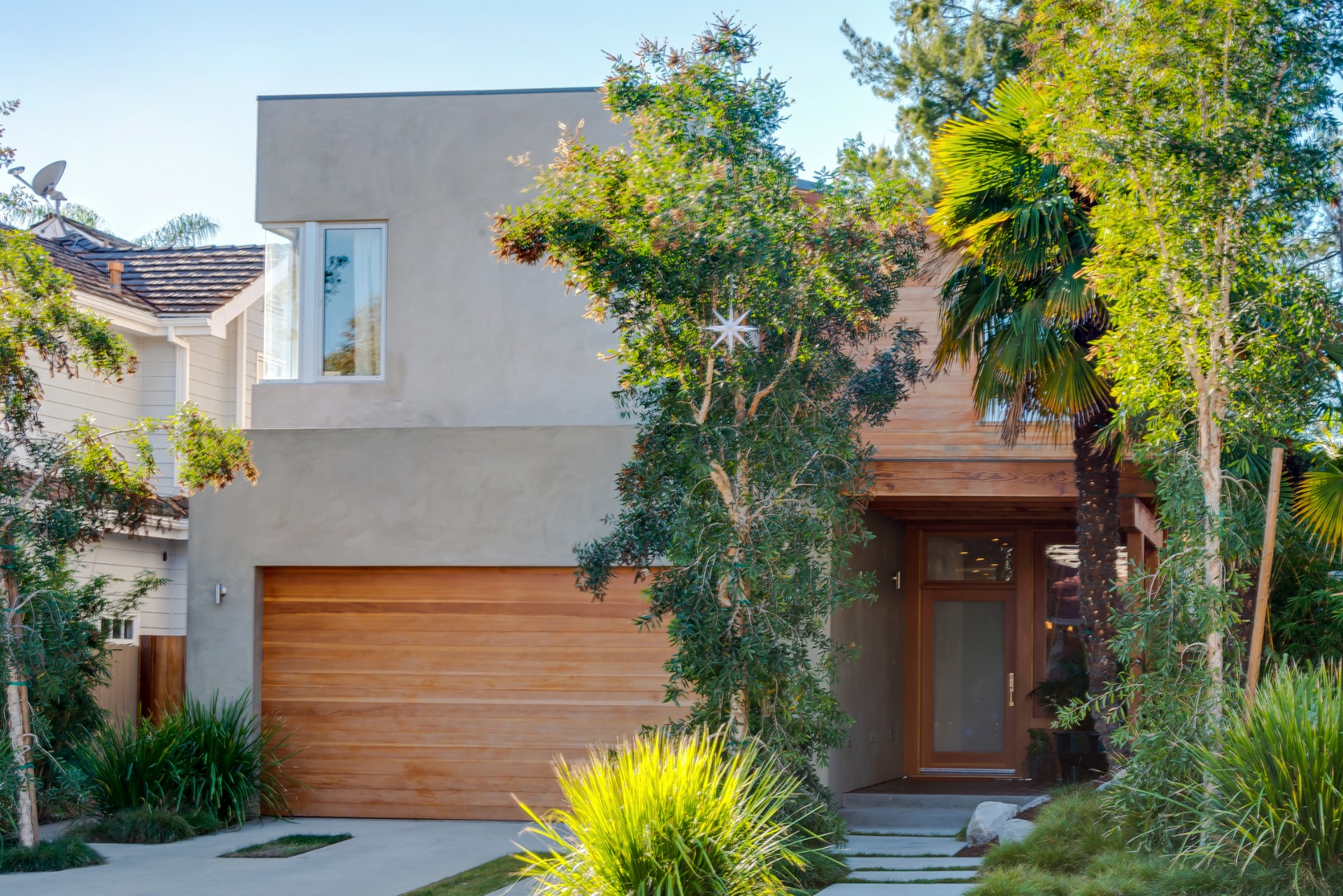 811 Hartzell St Pacific Palisades, CA 90272 — James Respondek