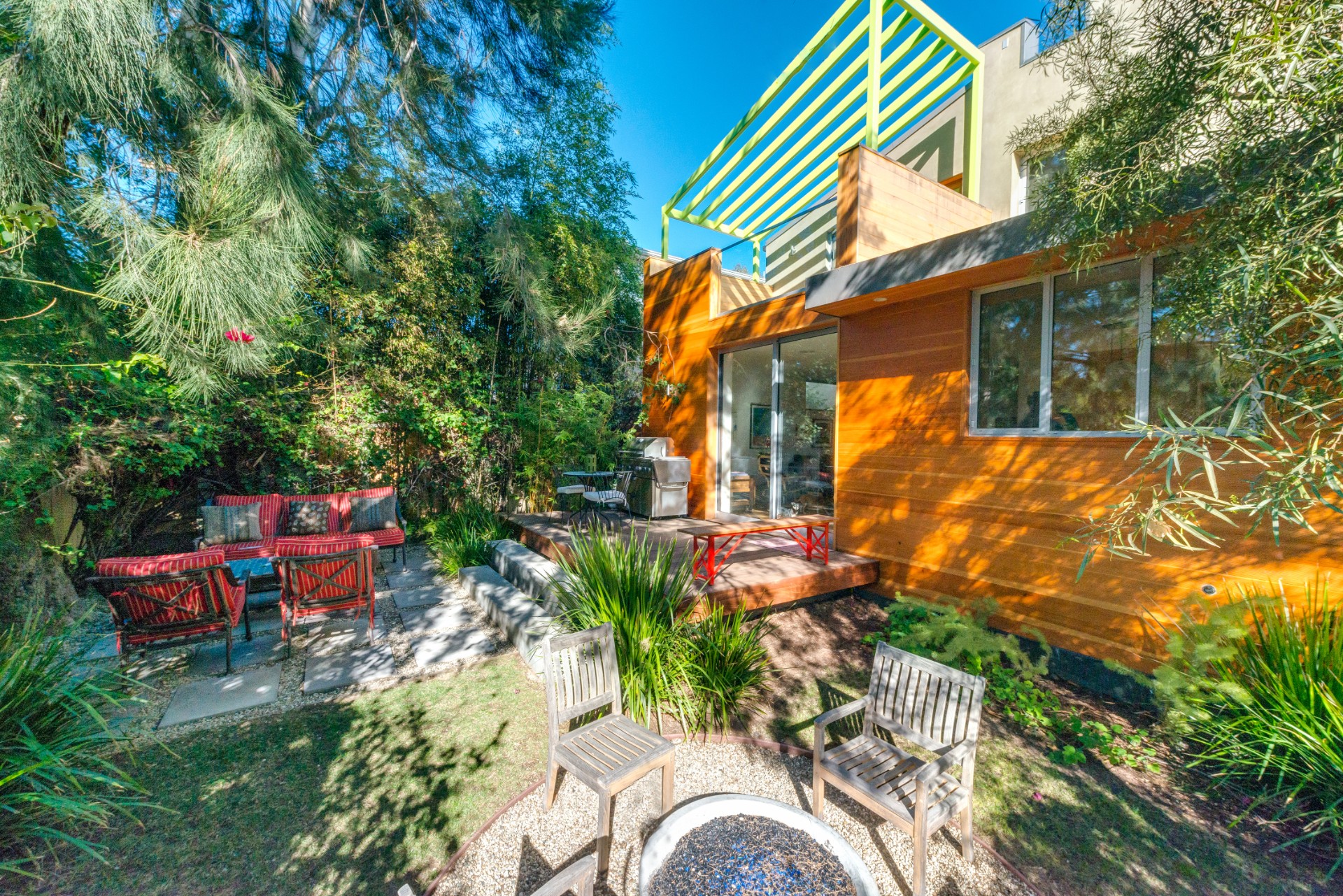 811 Hartzell St Pacific Palisades, CA 90272 — James Respondek