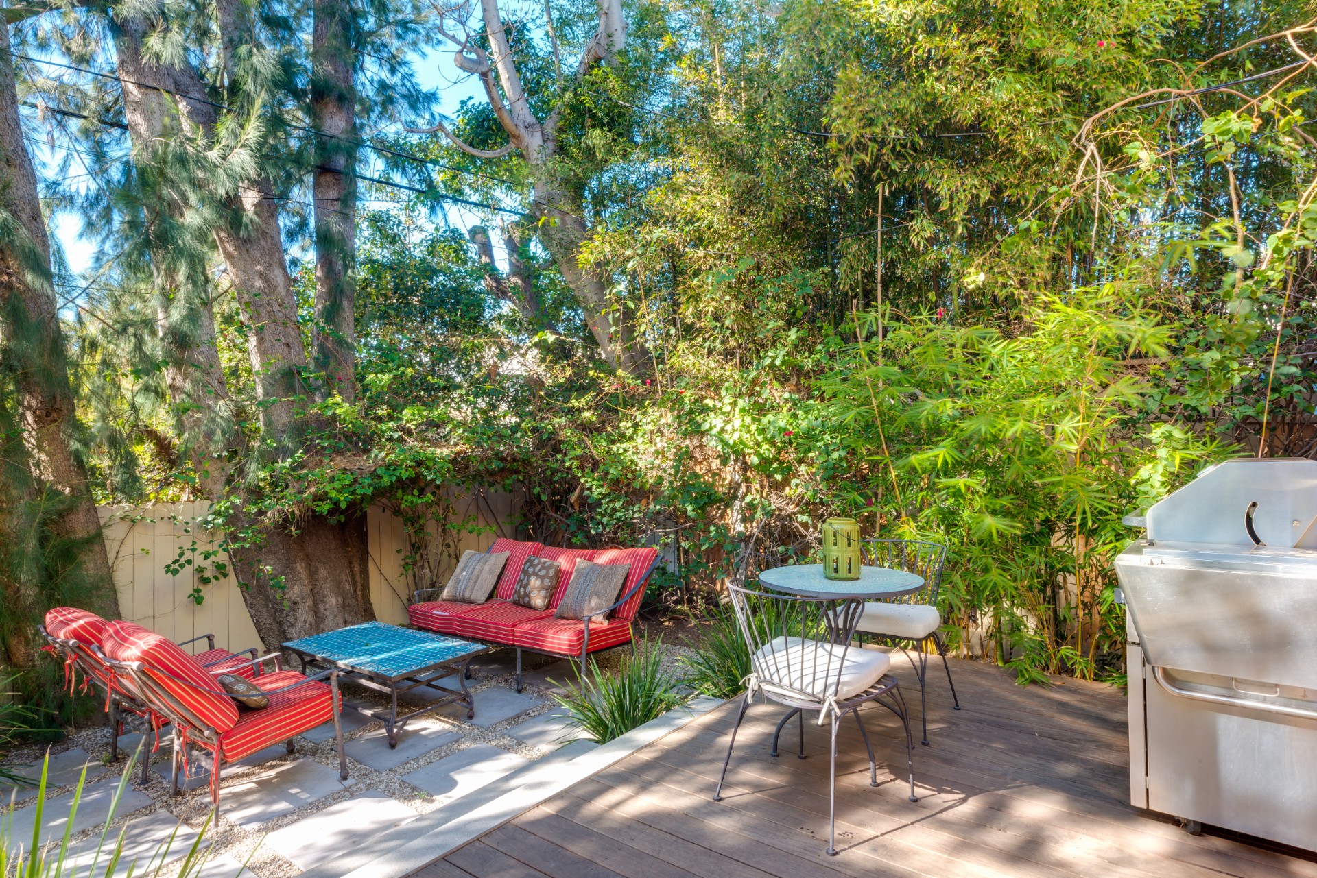 811 Hartzell St Pacific Palisades, CA 90272 — James Respondek